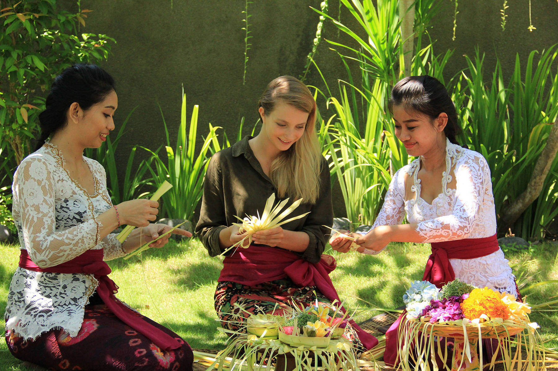 Experiences - Making Canang Bali Villa - The Wolas Villas and Spa Seminyak